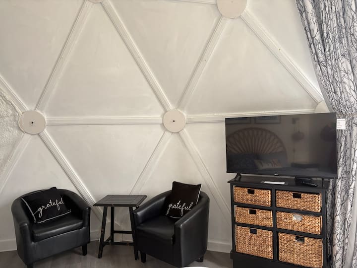 Hilltop Dome, 42 Secluded Acres In Nature - Indiana (State)