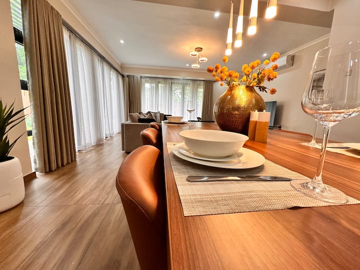 A Lovely, Luxurious Unit(sibaya) - Harare