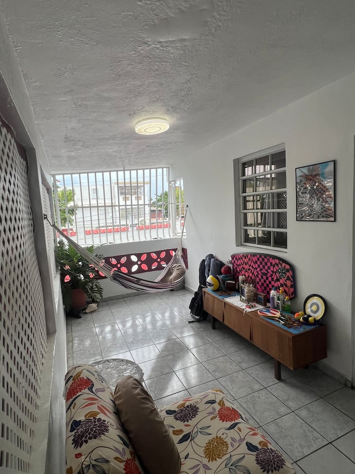 Beachside Hammock Haven: 3br + Centrally Located - San Juan