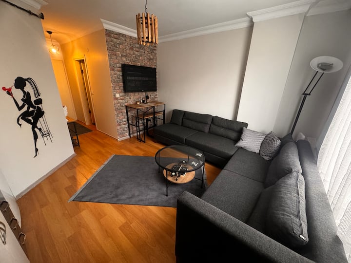 Ataşehir Kayışdağı Merkez De 1+1 - Ataşehir