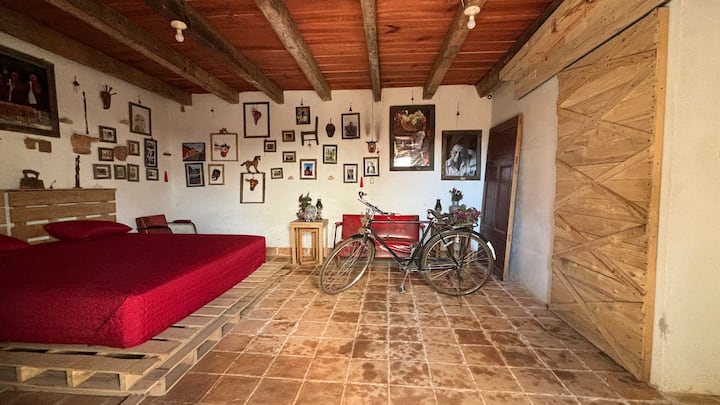 Casa De Don Emiliano, Buscas Tranquilidad Aquí Es - Chichicastenango