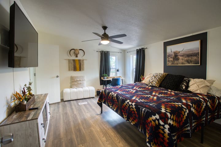Peaceful Horse Property - Pinetop-Lakeside, AZ