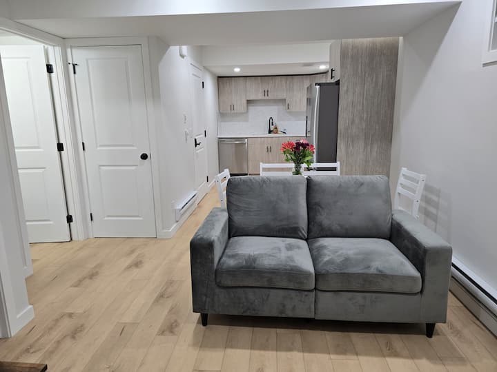 Your Minimalistic Space - Saskatoon