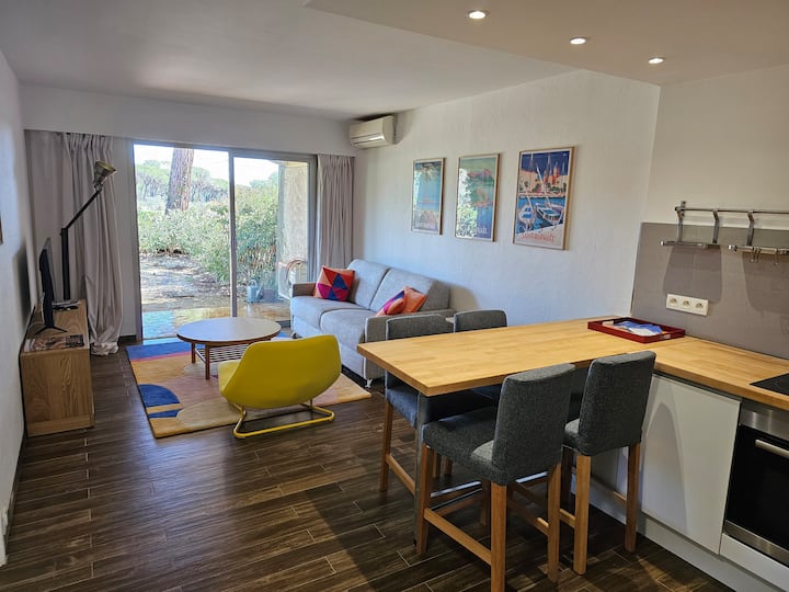 Appartement Golf De Valescure, Avec Jardin - Saint-Raphaël