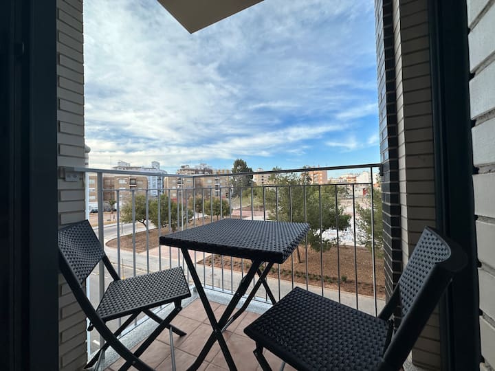 Diyenn Burriana Alojamiento Y Placer - Villarreal