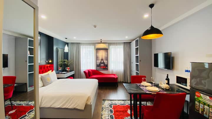 Amazing Red Apartment/youtube Tv/near Beach-id302 - Da Nang