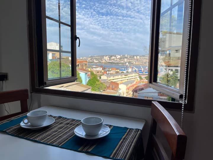 Acogedor Departamento Independiente En Valparaíso - Valparaíso