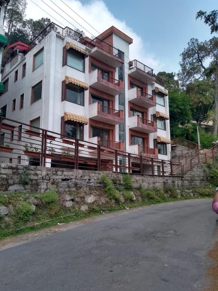 3bhk Spacious Flat - Kasauli