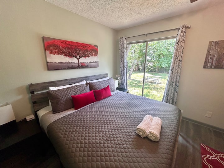 Bell Boulevard Duplex - Cedar Park, TX