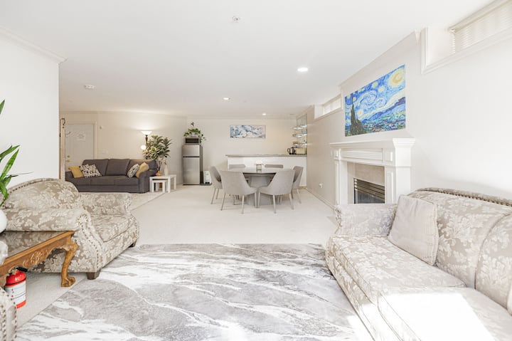 Spacious Family-friendly Suite In Vancouver Center - バンクーバー