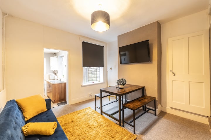 Students | Families | Contractor - Bromsgrove