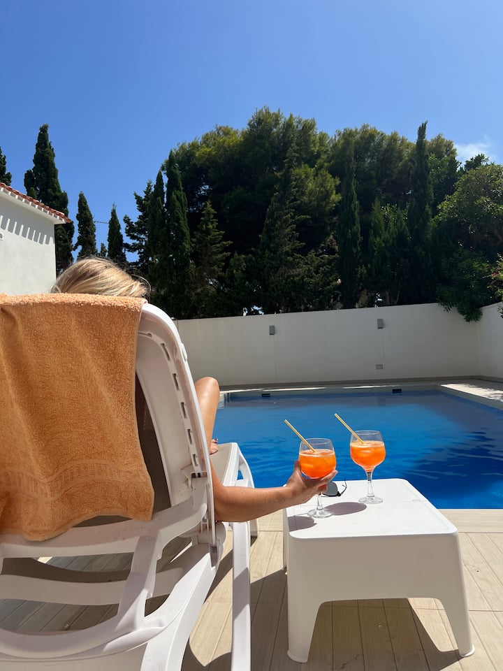 Stor Villa Kun 200 M Fra Havet Med Privat Pool - Torrevieja