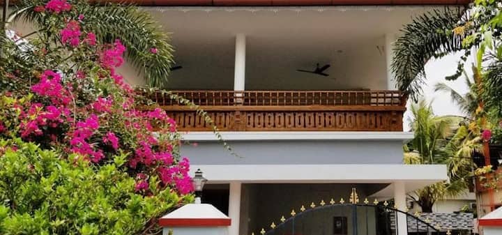 The Nash Villa - 高知