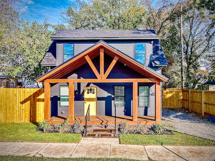 Elvis’s Escape:3br Home Luxe+deck+fenced Yard+new - 멤피스