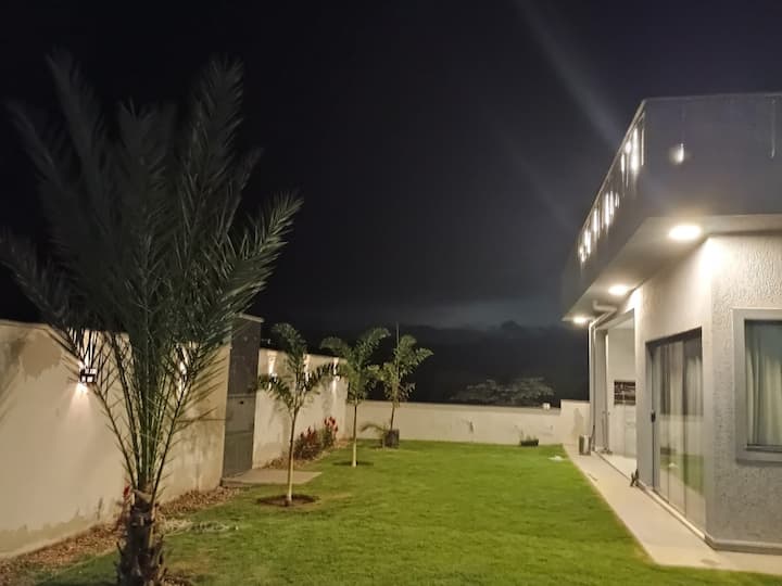 Paz Em Quatis: Perto De Penedo E Cachoeiras - Porto Real