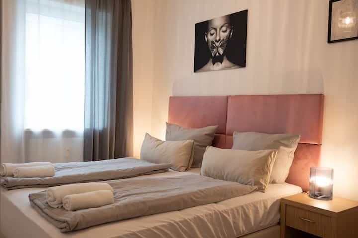 City Center Berlin Mitte 2012 "Urban Flats Berlin" - Berlin Central Station