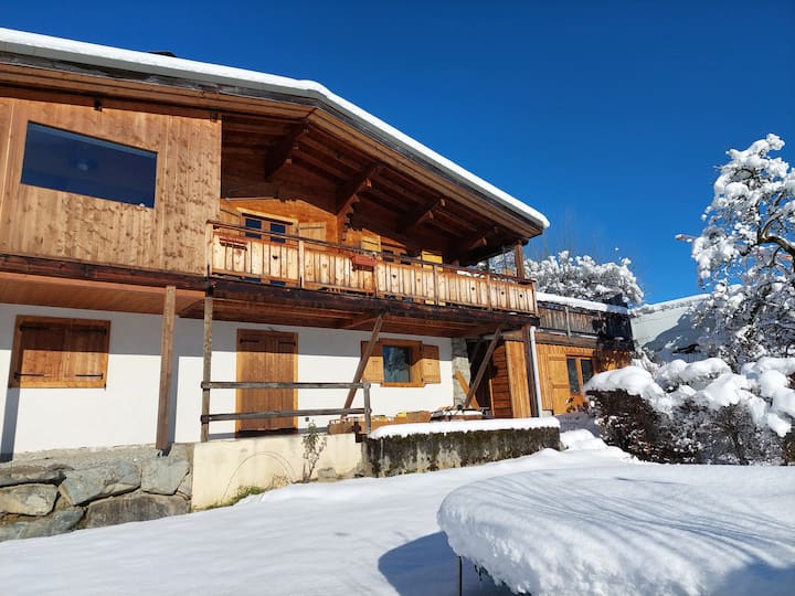 Chalet Authentique Et Familial - Cordon