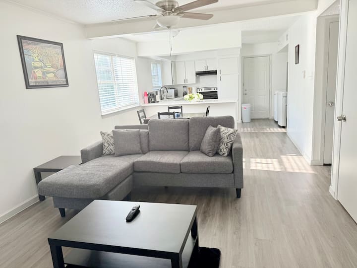 Charming House In Arlington - Arlington