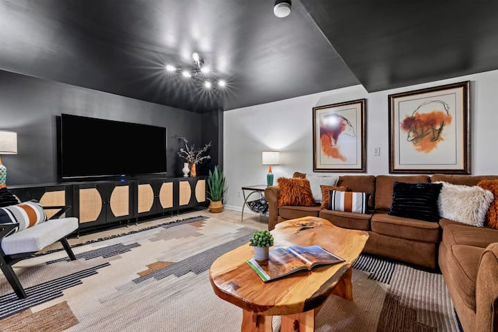 Hidden Gem On 2 Acres • Hot Tub •15 Min Asheville - Weaverville, NC