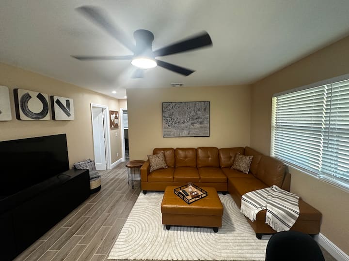 Brand New Unit! 2 Miles To Beach - Naples