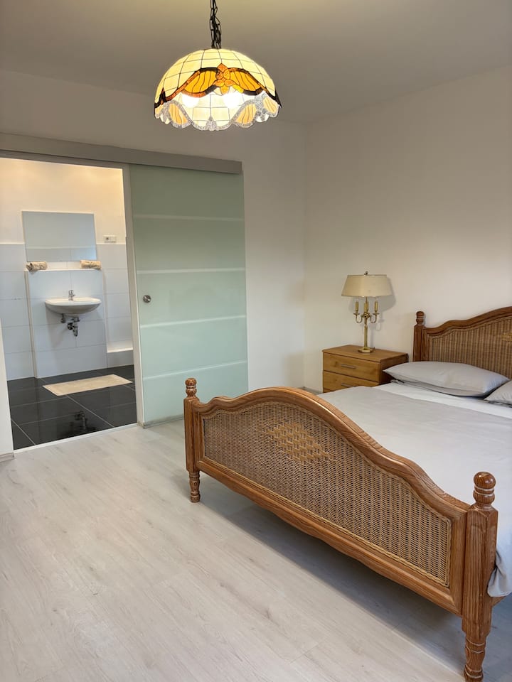 Große Helle Wohnung Wuppertal - Wuppertal