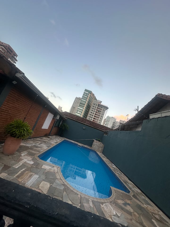 Casa Com Piscina Praia Grande-sp Guilhermina - Praia Grande