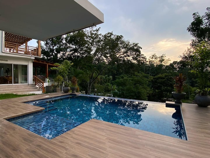 Casa Fau, Río Coto-omoa, Cortés. - Omoa