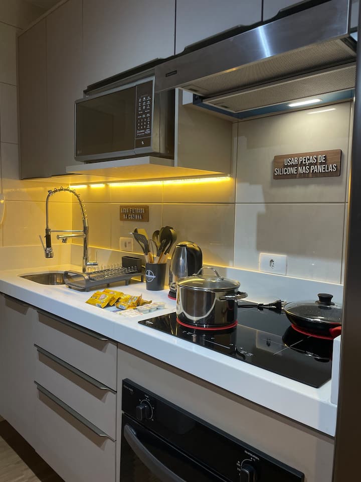 Loft Moderno E Sofisticado Pronto Para O Receber - 쿠리티바