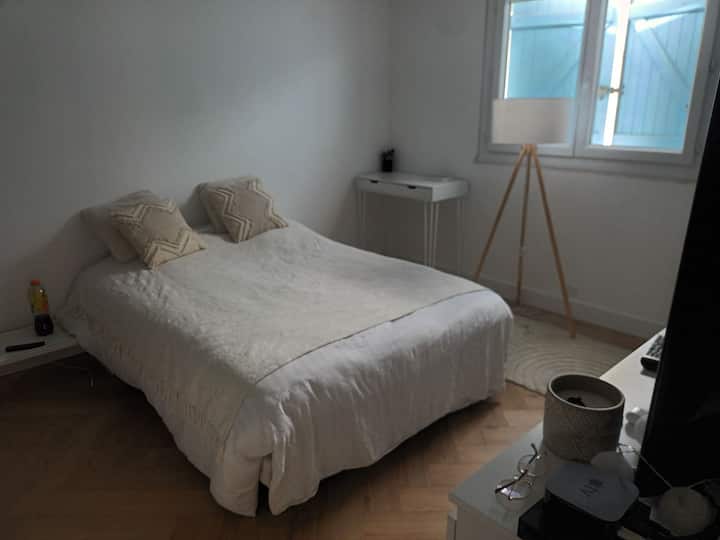 Chambre 1 - Saint-Aygulf