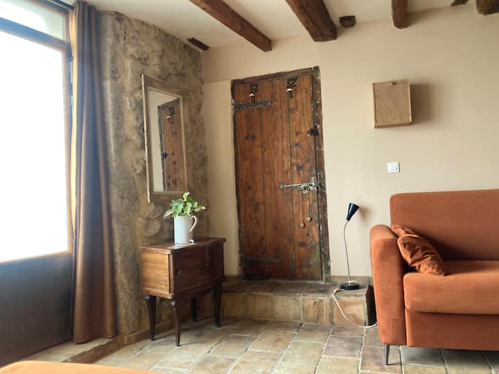 Studio Indépendant Tout éQuipé - Saint-Guilhem-le-Désert