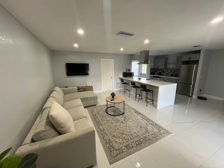 Sawgrass Home Away From Home - Sunrise - Sunrise, FL