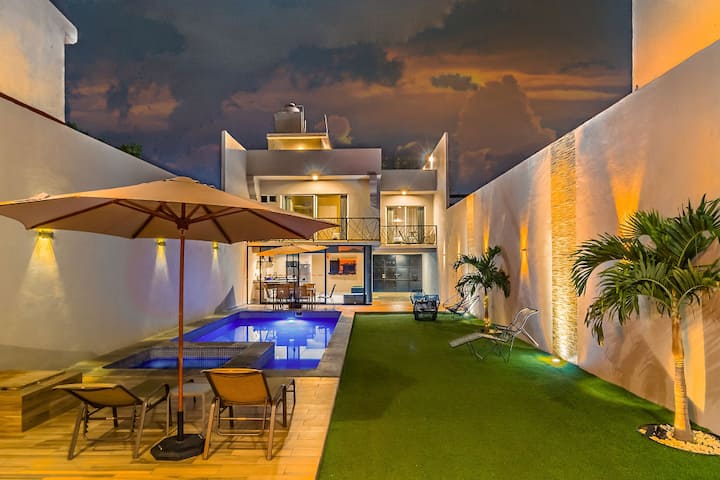 Casa Las Margaritas |17 Huéspedes| Alberca Jacuzzi - Cuernavaca