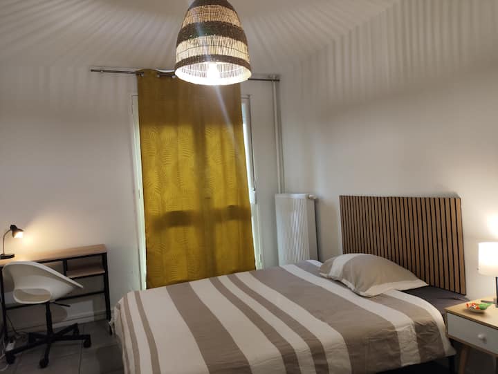 Agréable Chambre Dans Un Appartement - Rennes