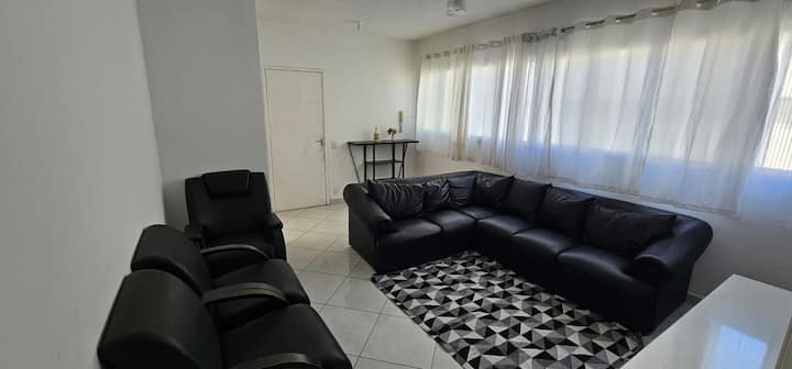 Apartamento Arejado E Espaçoso. - Vila Velha