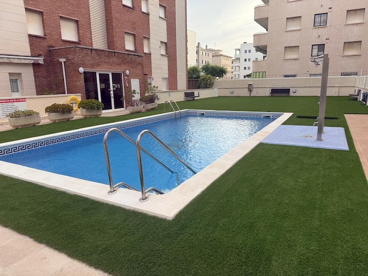 ¡Tu Paraíso Frente Al Mar Te Espera En Calafell! - Calafell