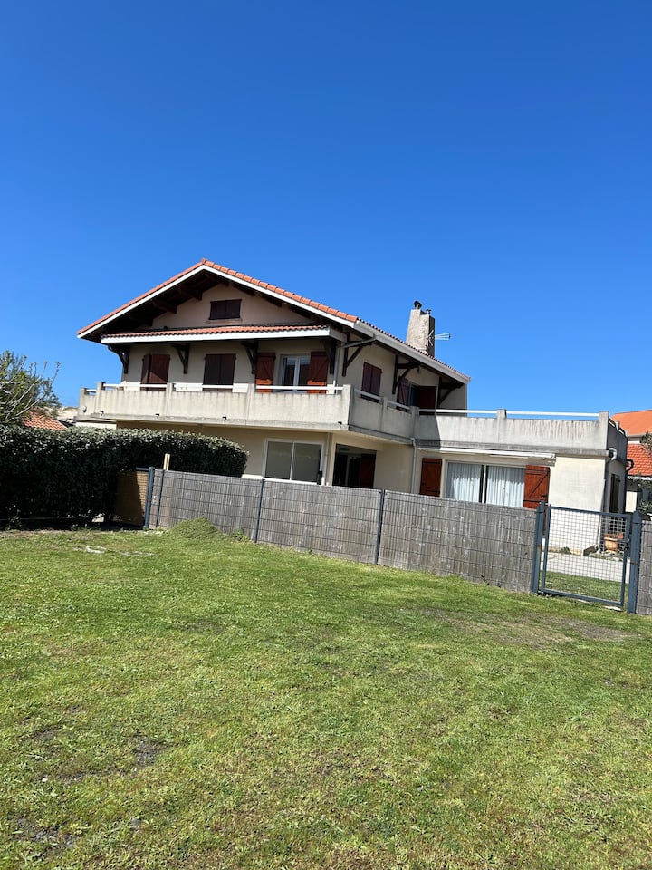 Proche Océan, Plage Nord, Appt Dans Une Villa - Biscarrosse