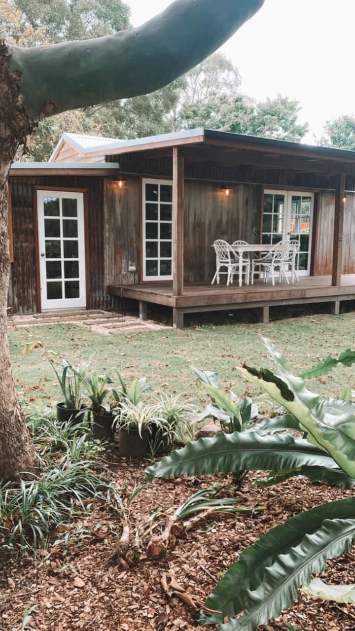 Luxe Country Cabin - The Ateliers Cottage - Hat Head