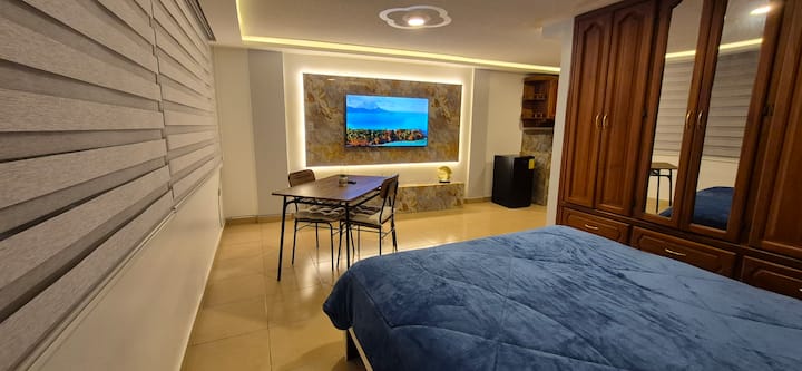 Suite Confortable Y Moderna, A Una Cuadra Del Tren - Imbabura