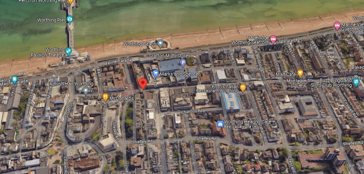 Cityscape House - Worthing Beach