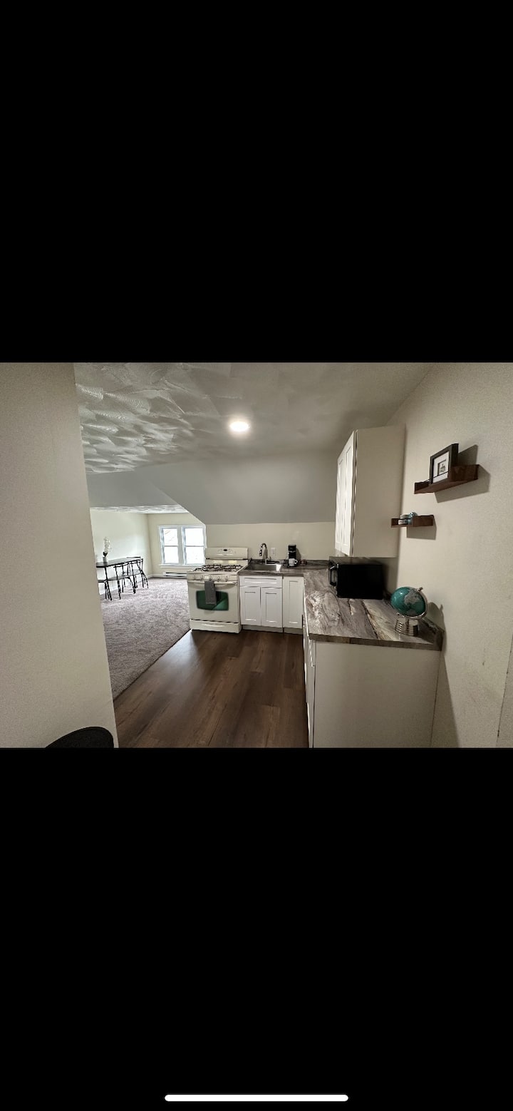 Cute Attic Apartment - Jamestown, NY