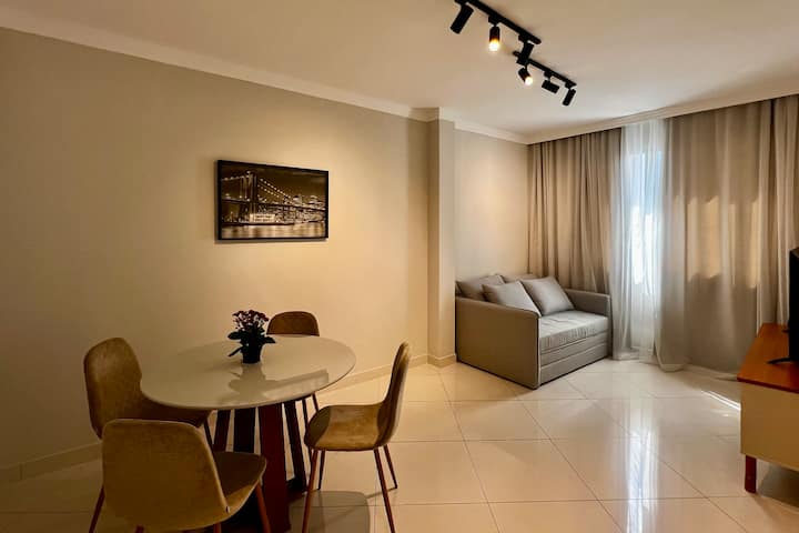 Apê Espaçoso Uma Quadra Da Praia Do Gonzaga + Vaga - Santos, Brasil