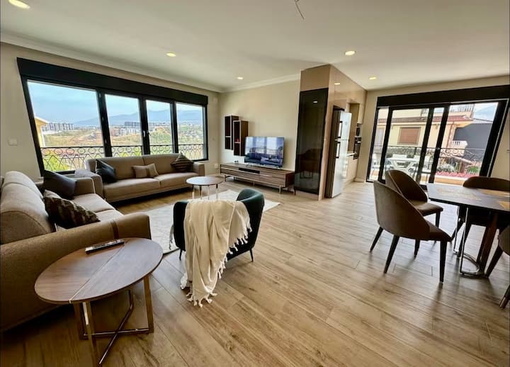 Luxurious 3-bedroom Izmit Apartment- Mountain View - Kartepe