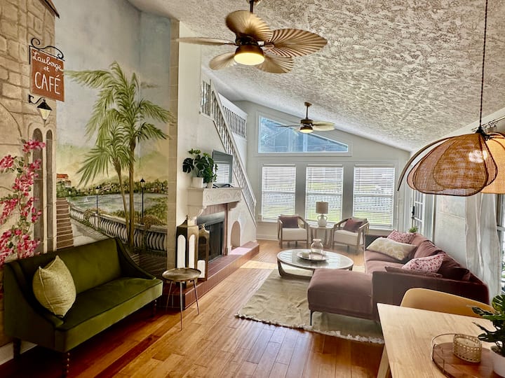 Casita Encanta-dora, Steps To Town, Pet-friendly - Mount Dora, FL