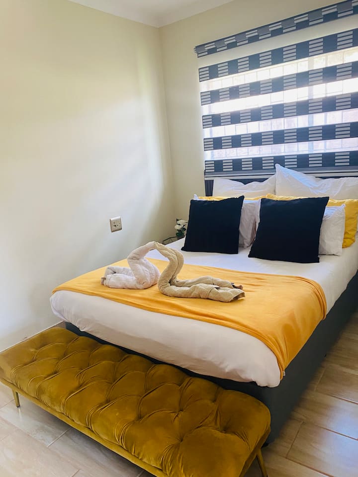 Golden Escape. - Midrand