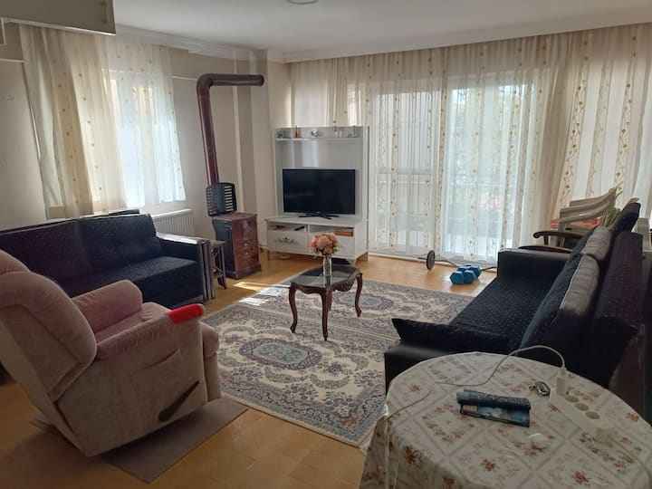 Bahçeli Apartman Dairesi - Selçuk