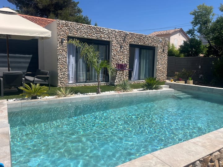 .	Cannes à Vos Pieds : Villa Avec Piscine Chauffée - Le Cannet