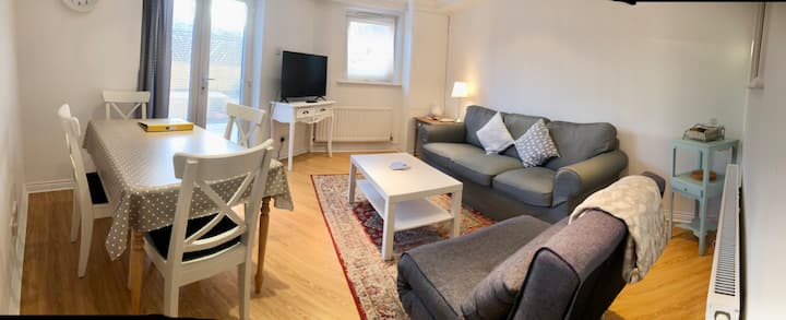 Marina Waves, Ground Floor, Free Parking, Patio. - Brighton Marina