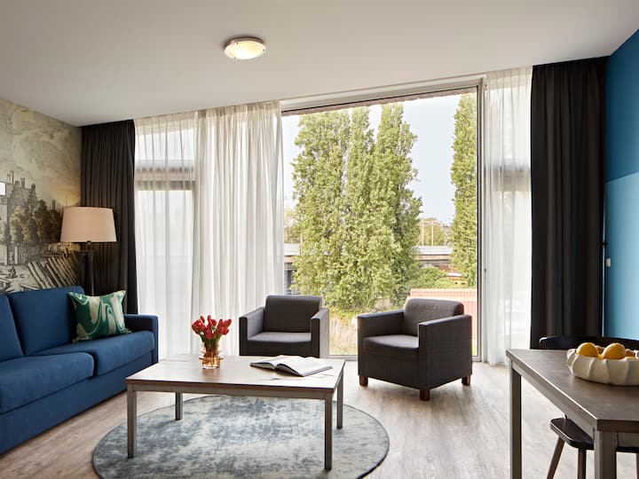 Numa | Xl 2 Bedroom Apartment With Sofa Bed - Zaandam