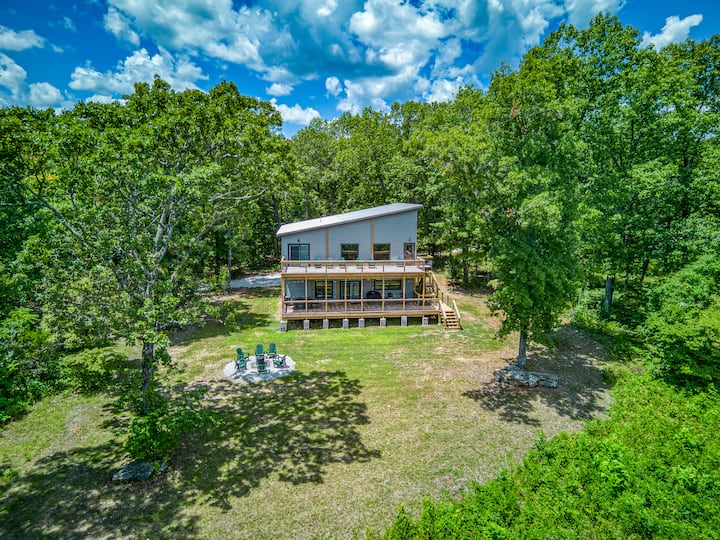 The Dogwood House-3bdr/3king Beds-3.5 Bathrooms - Jasper, AR