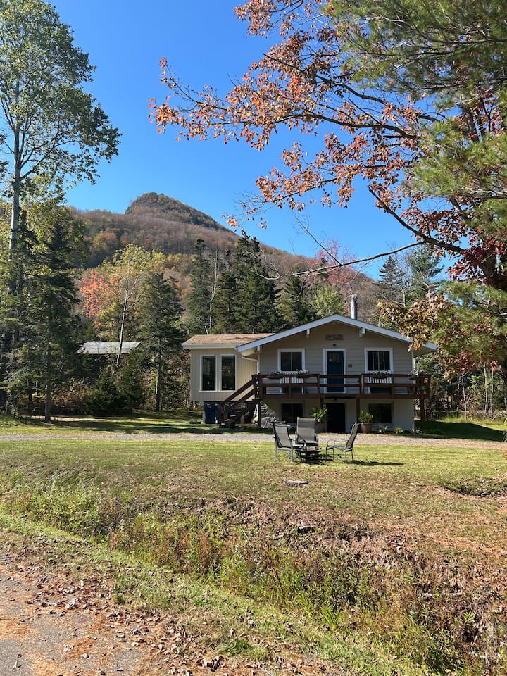 Stones Throw Lodge - Slope Side Hunter Mountain - Hunter, NY